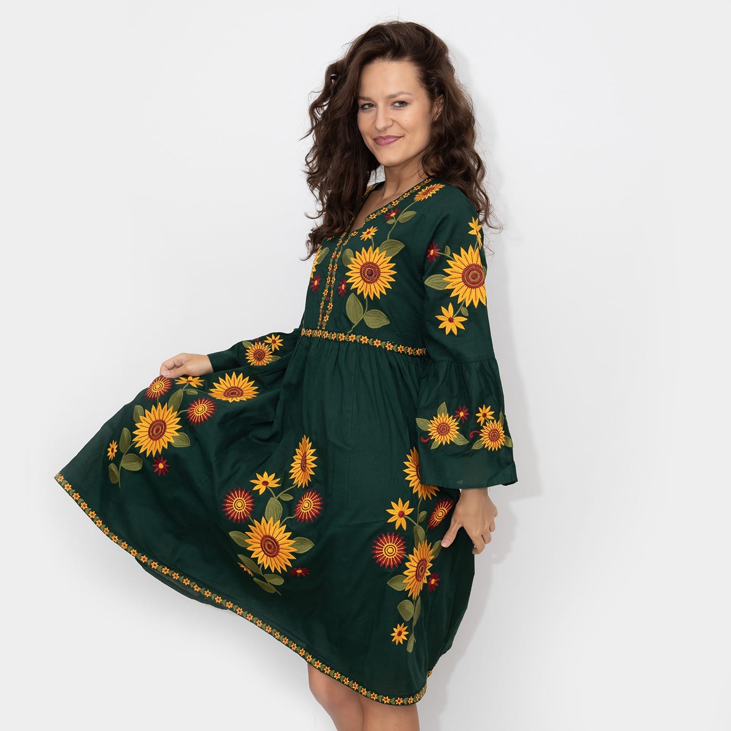 Rochie traditionala Dona 2 • IePeMarie.ro